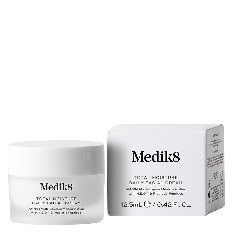 Крем для ухода за кожей Medik8 Total Moisture Daily Facial Cream Глубокое увлажнение кожи утром и вечером 12.50 мл