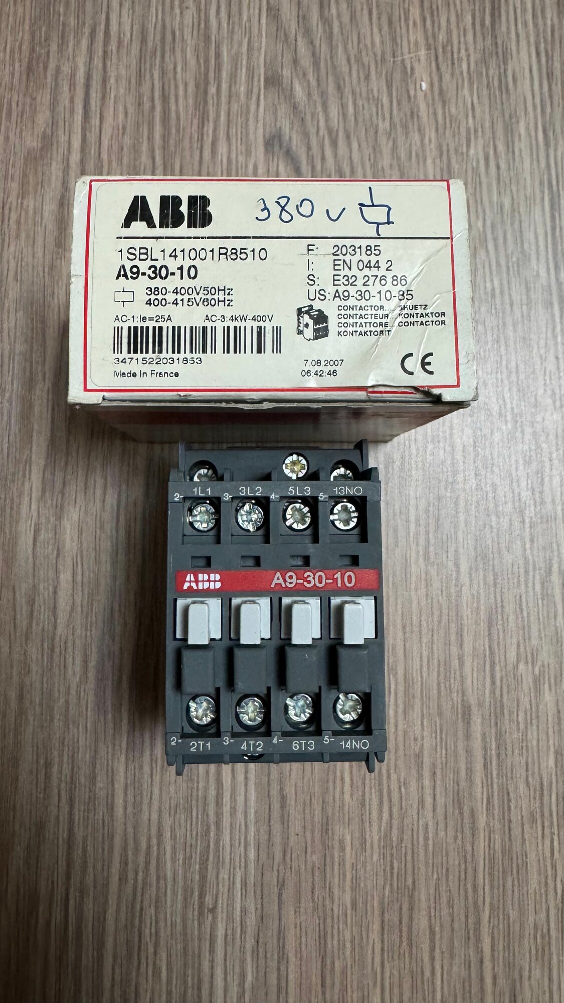 ABB Контактор A9-30-10 (9А AC3) катушка 380В AC