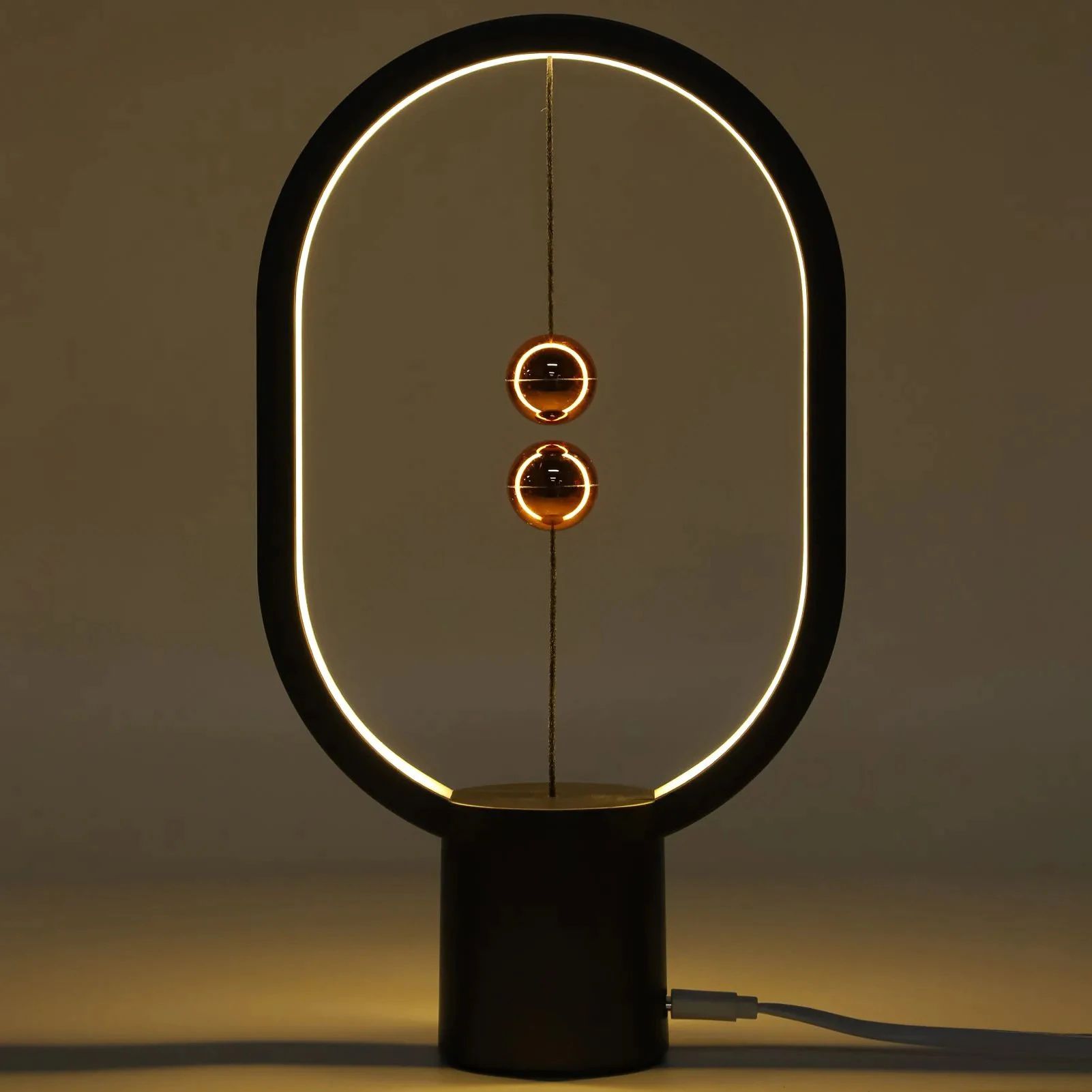 Магнитный LED-светильник Balance Mini с выключателем-шарами