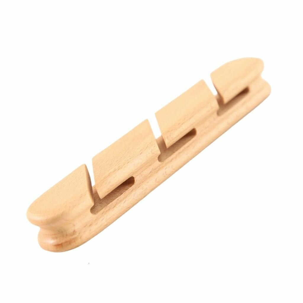 Кабельный менеджер из массива дерева-бук с 3 слотами для карт памяти