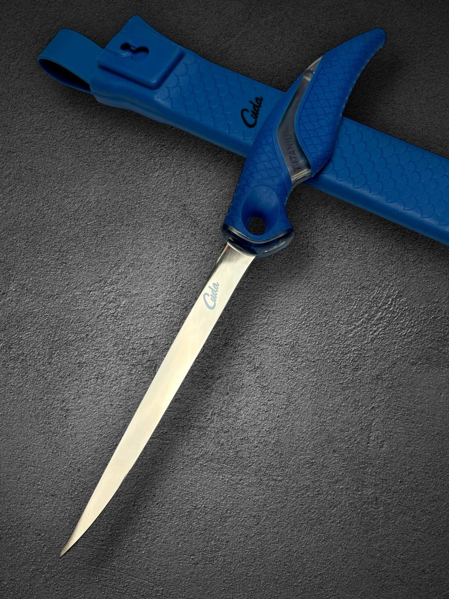 Разделочный / филейный нож для рыбы CUDA 6 in. Fillet Knife с ножнами, 18870-001