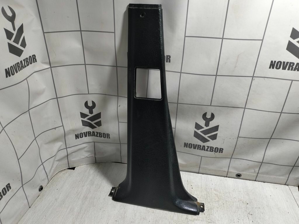 Обшивка стойки VW Golf 2 Jetta 2 83-92