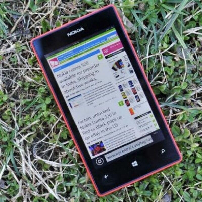 Nokia Мобильный телефон Nokia Lumia 520, красный