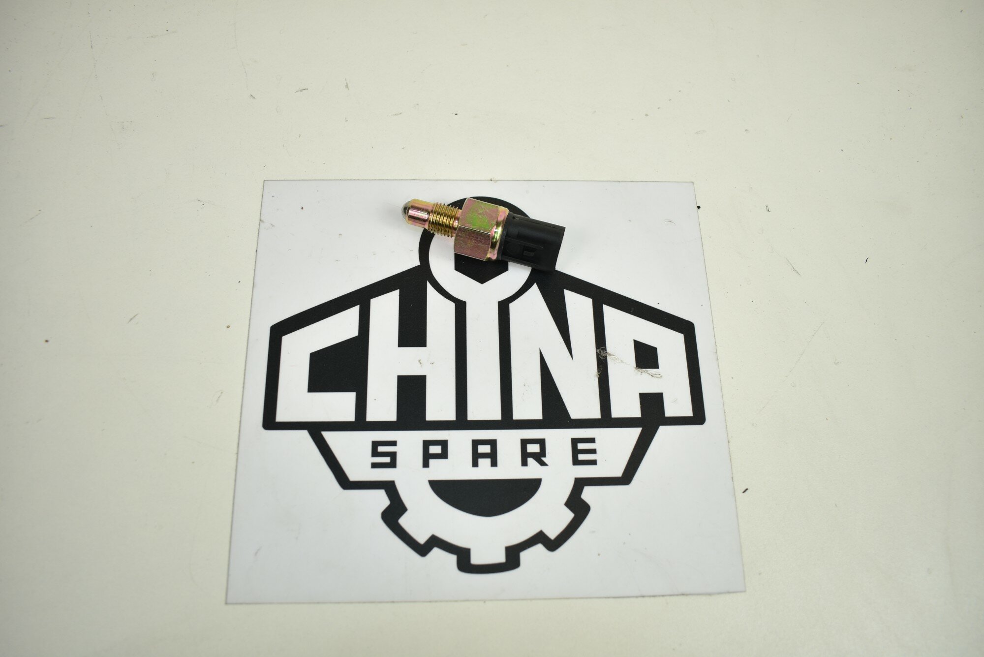 Датчик заднего хода Chery Cross Eastar, Tiggo