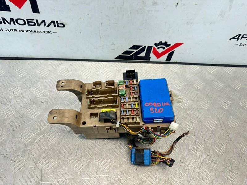 Б/У блок предохранителей, реле салона toyota corolla 2005 ZZE121 3ZZFE 69442 TOYOTA арт. 8273002040
