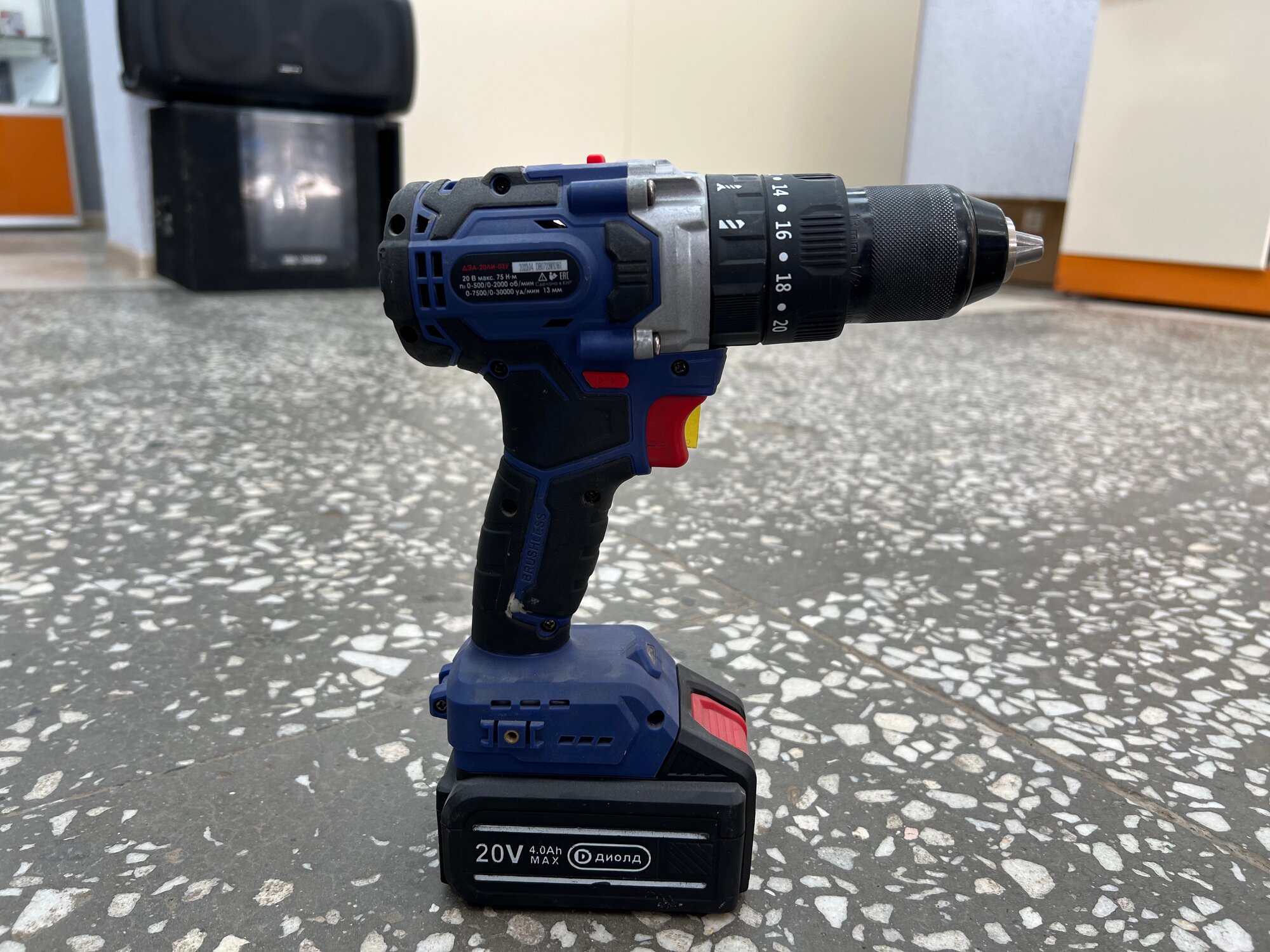 Дрель-шуруповерт аккумуляторная Dexter ML-CD92-120S, 12 В Li-ion 1.5 Ач, б/у, уценка