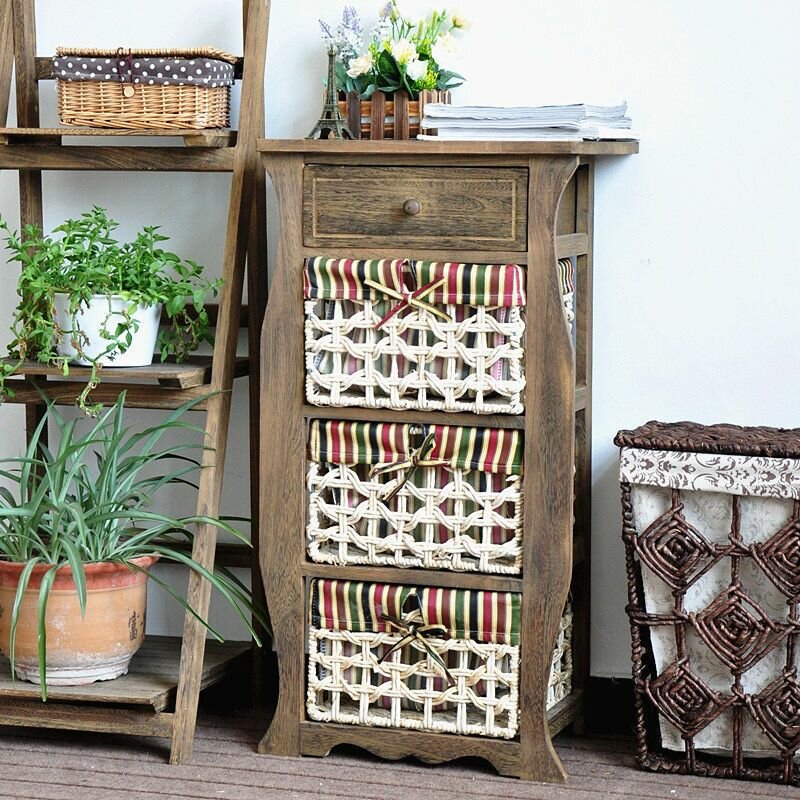 Ретро-комод из массива дерева с ящиком и корзиной для хранения