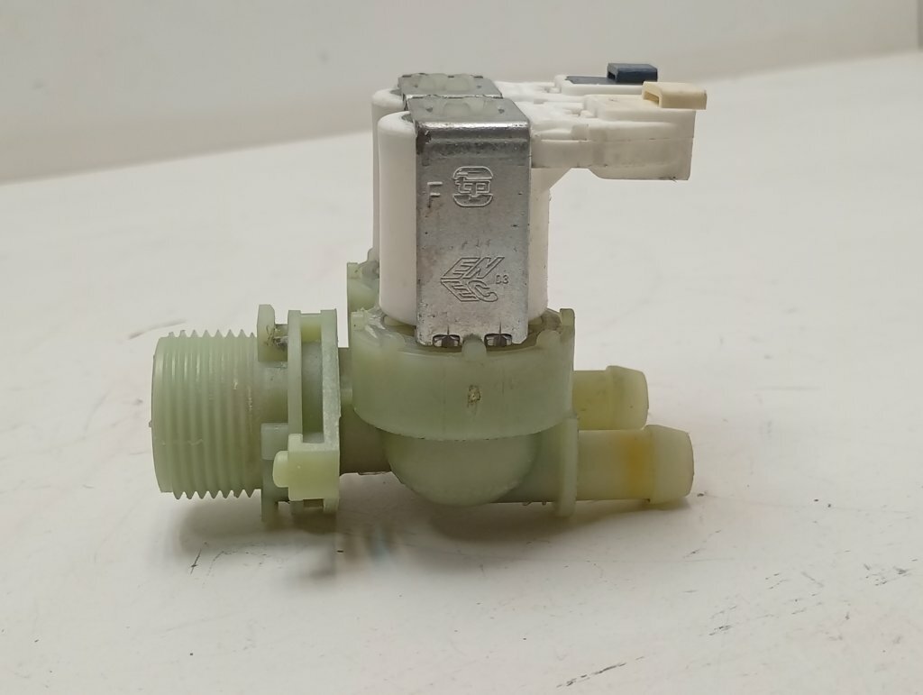 CS41072D1/2-07 кт49 Клапан подачи воды для стиральной машины Candy 41029238 б/у