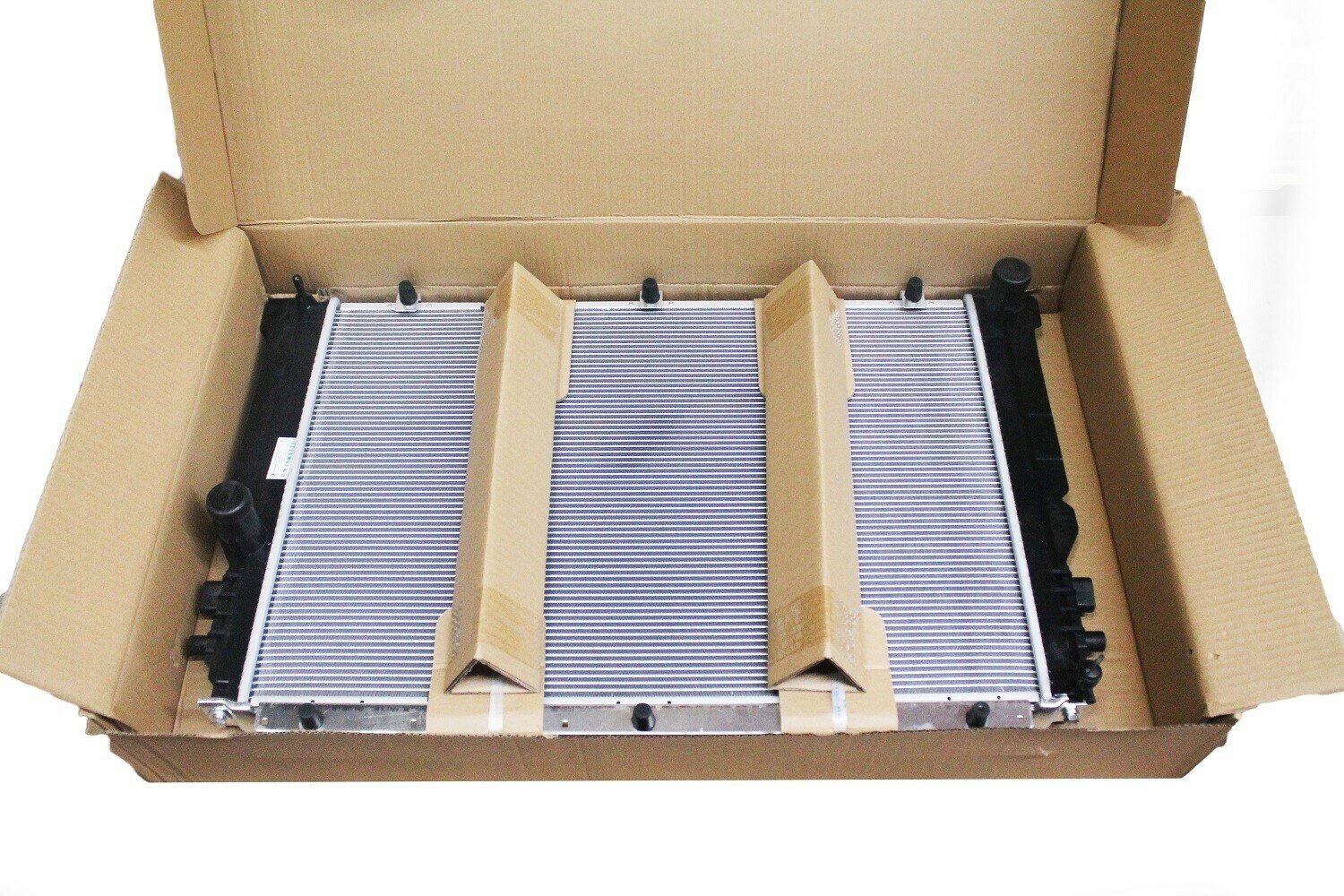 Радиатор охлаждения для а/м ГазЕЛЬ Next Evotech 2.7i (LUZAR) LRc 0323