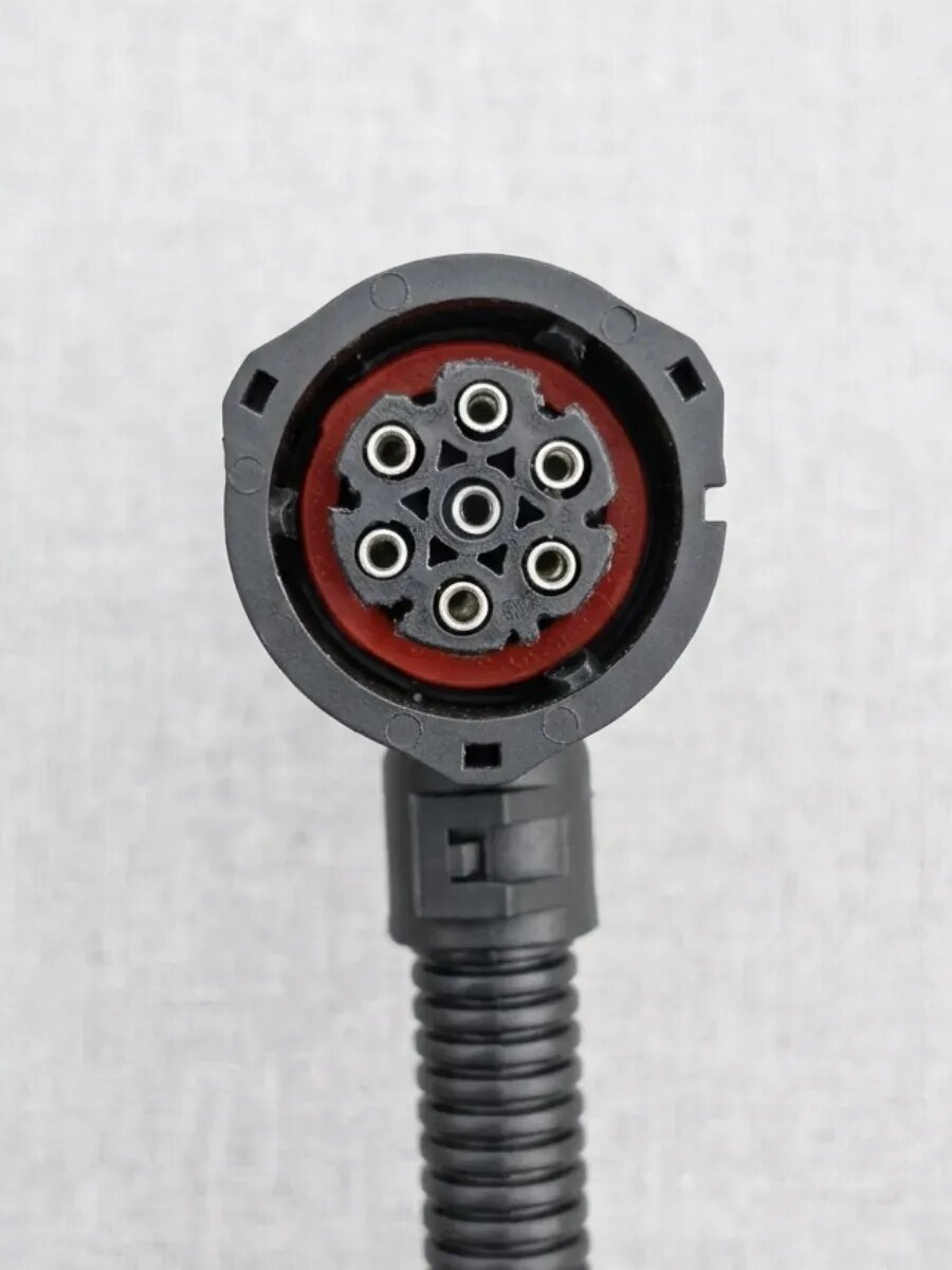 Разъем (фишка) заднего фонаря Faw Howo 7 контактов