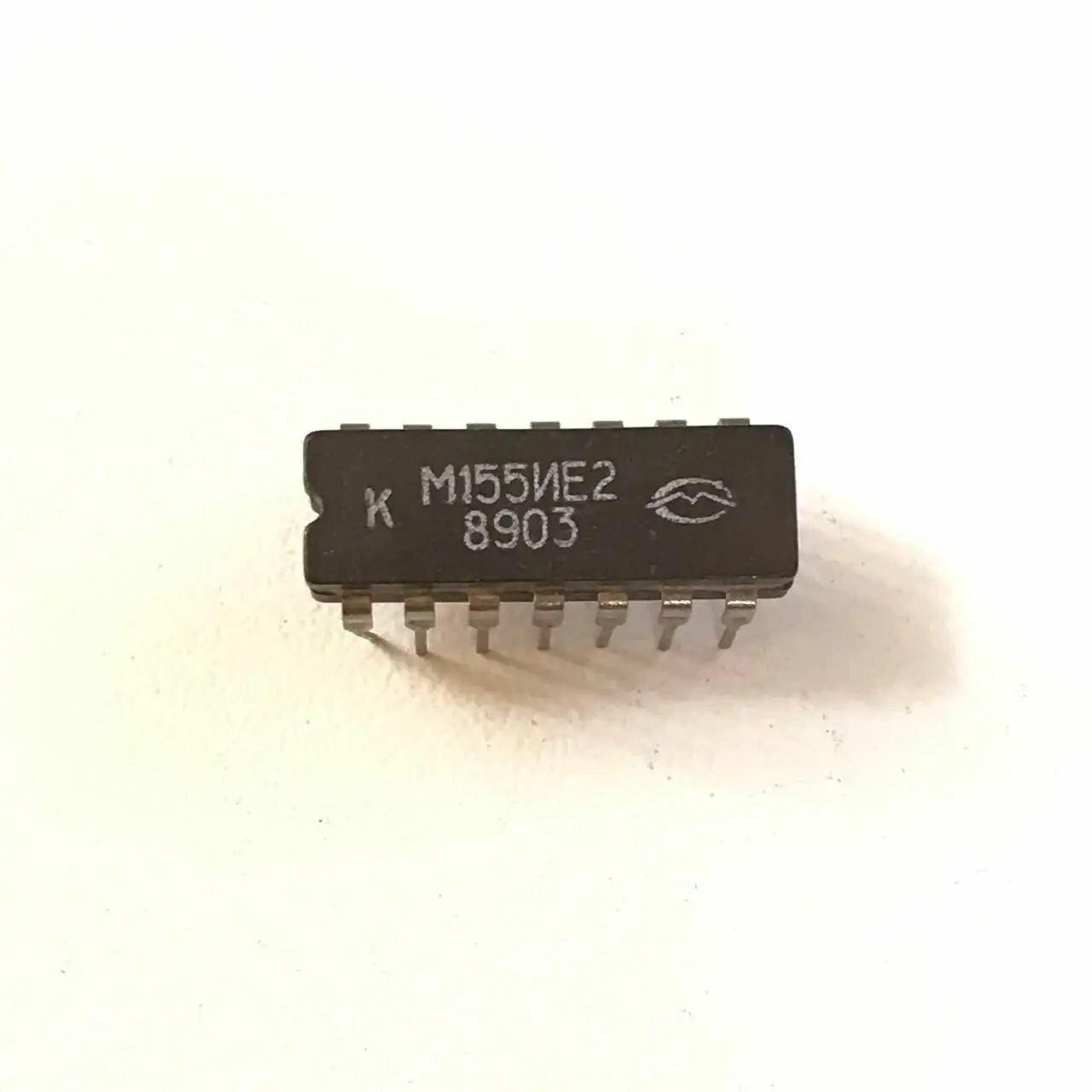 Микросхема КМ155ИЕ2 — фото 1