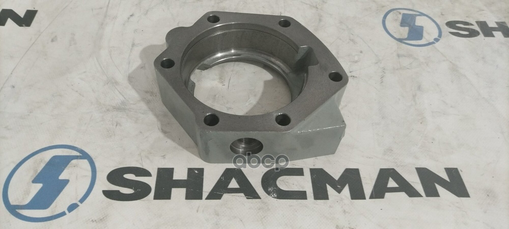 Крышка одометра 00674 Shacman арт. 3086000674