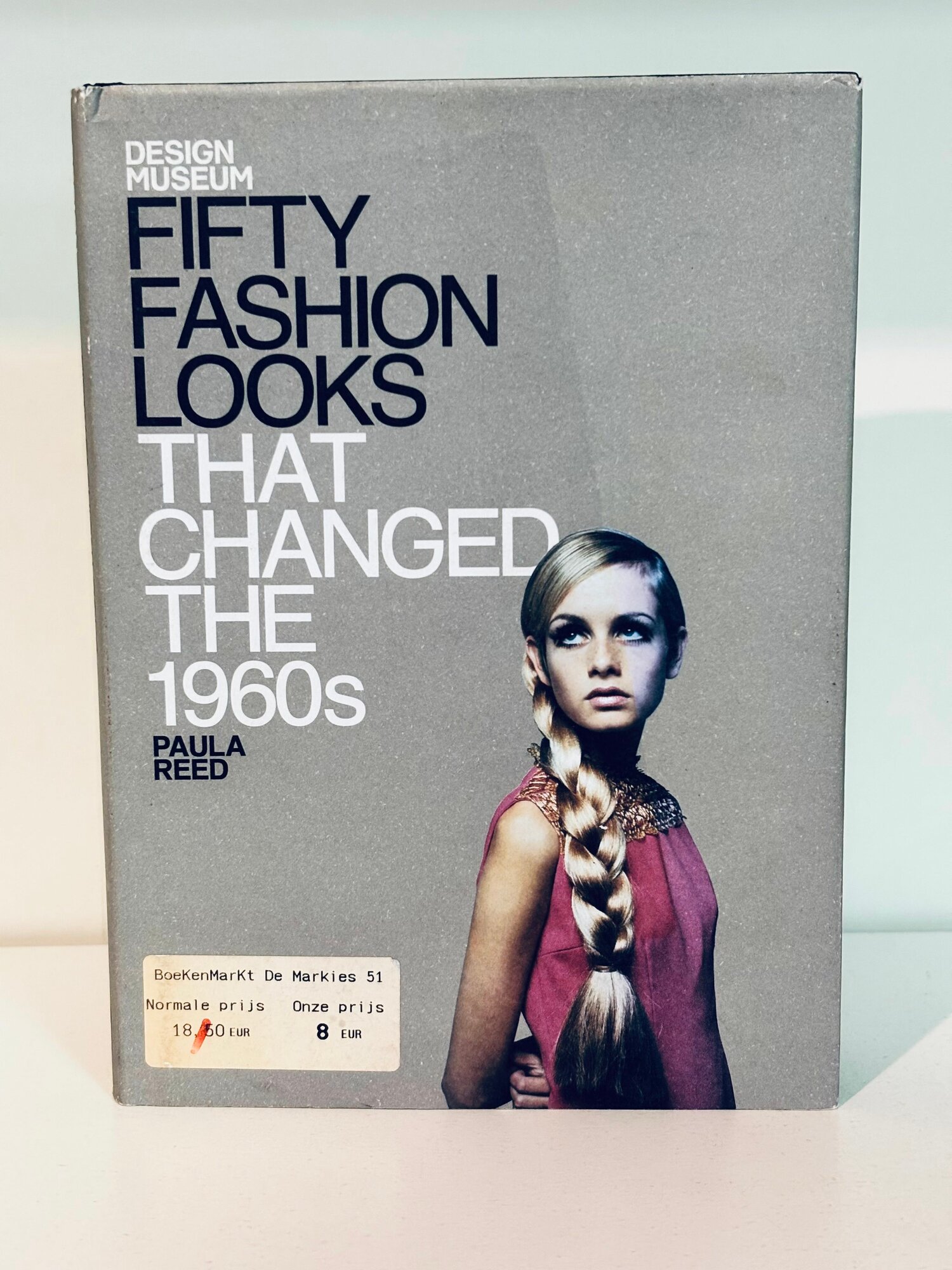 Fifty Fashion Looks that Changed the 1960's