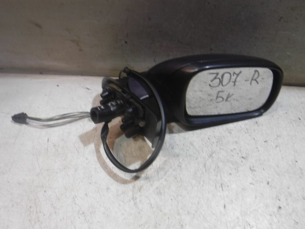 Зеркало правое Peugeot 307