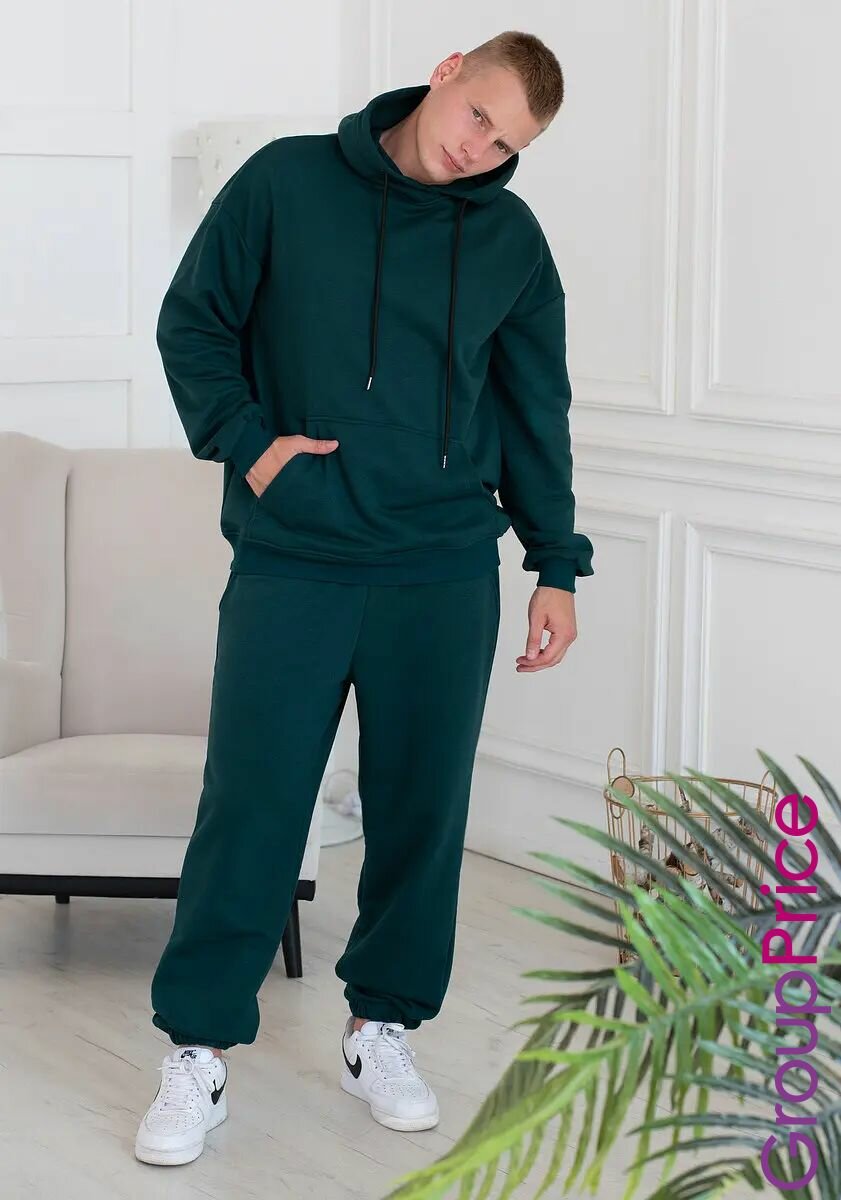 Костюм спортивный