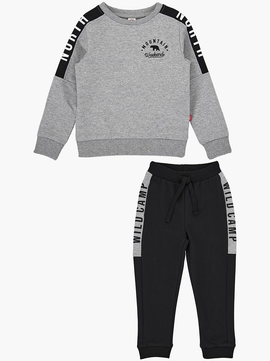 Комплект одежды