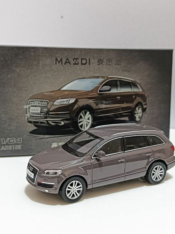Машинка металлическая модель Masdi 1:64 Audi Q7 FSI Quattro SUV 2008 Brown