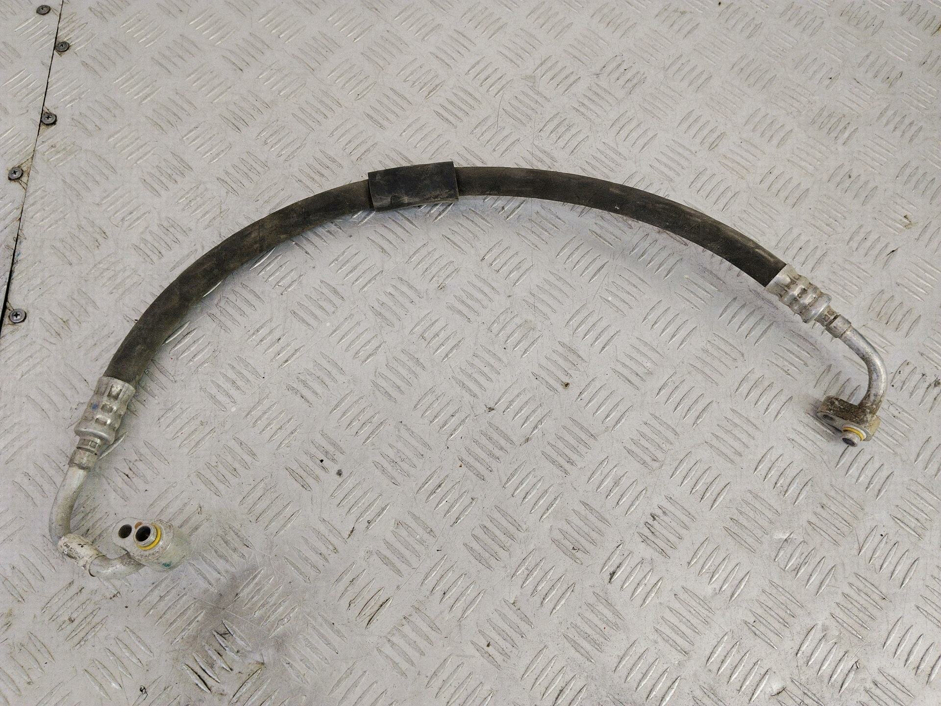 Трубка кондиционера Mitsubishi Carisma 1 1999 CAB321B182A