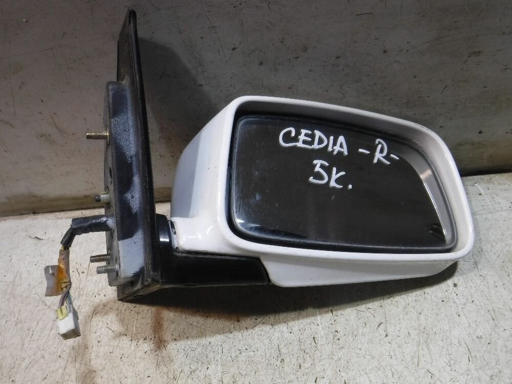 Зеркало правое Mitsubishi Lancer Cedia