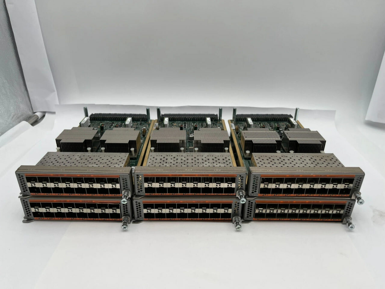 Интерфейсный модуль Cisco N55-M16UP 16-портовый модуль расширения — фото 1