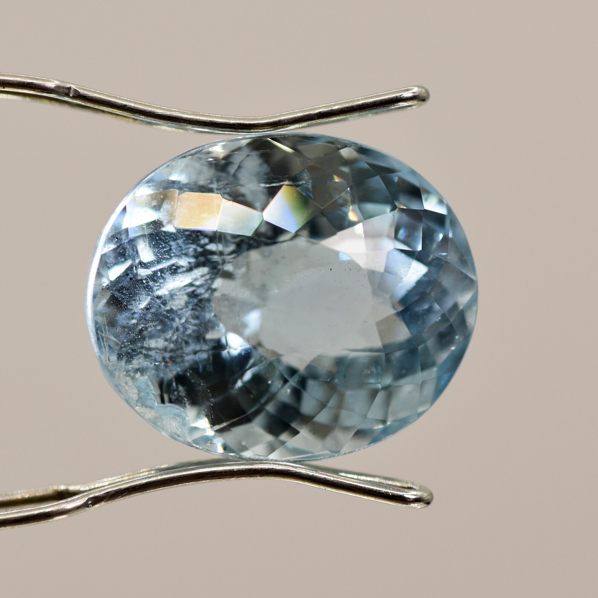 Аквамарин 7.15ct. овал (Бразилия)