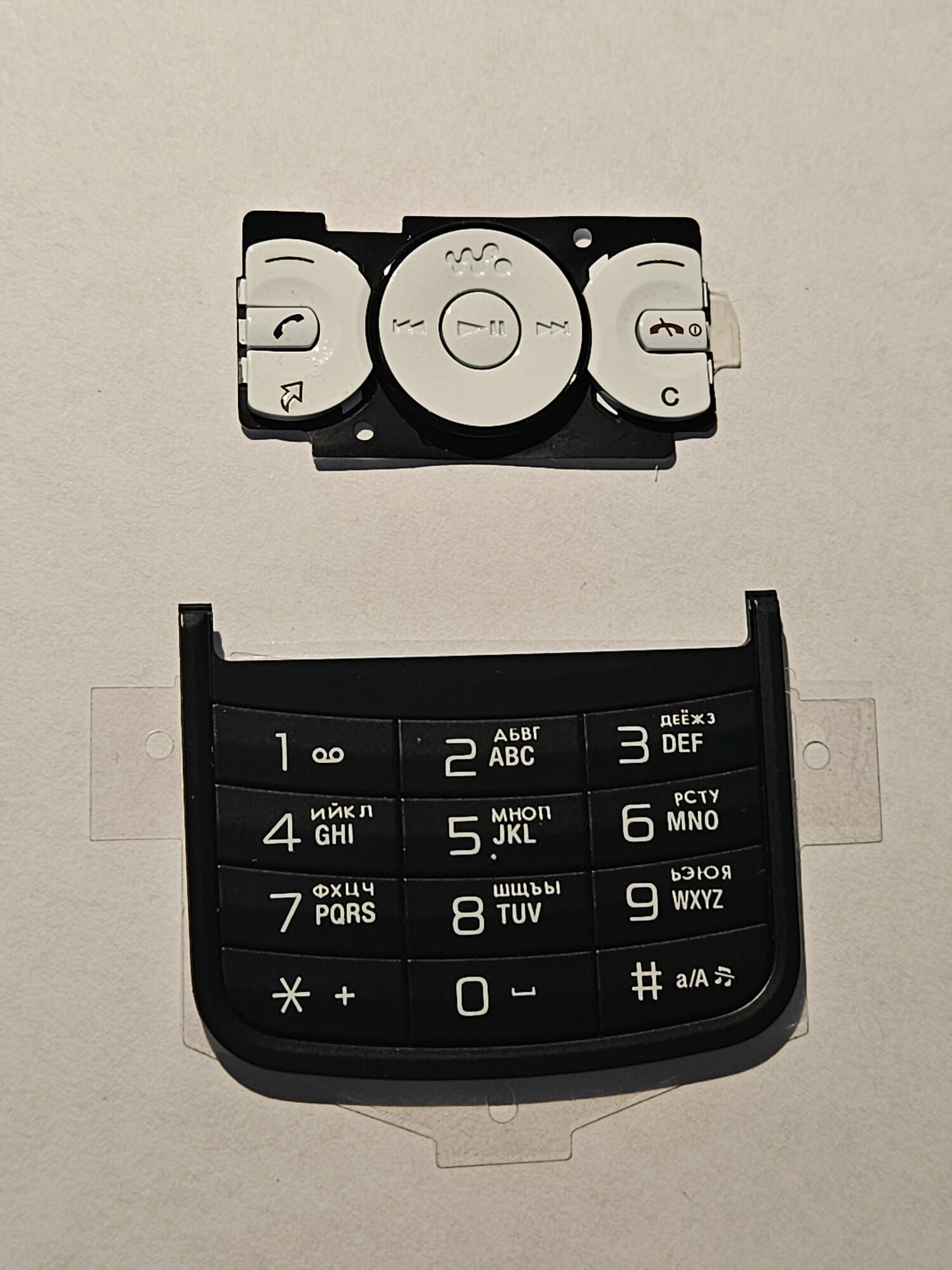 Клавиатура для Sony Ericsson W100i Spiro (цвет - white ) комплект