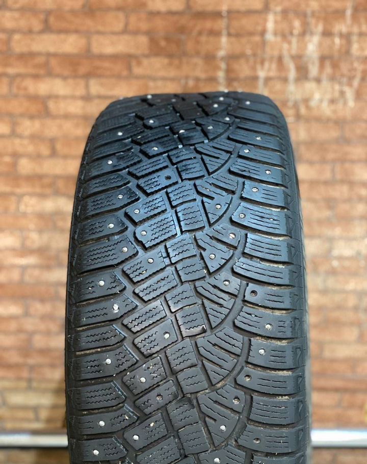 Continental IceContact 2 235/55 R17