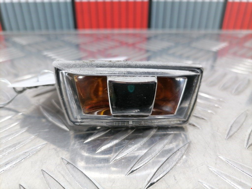 Повторитель указателя поворота правый / 1981271 13228580 13252456 для Opel Zafira B (с пробегом)