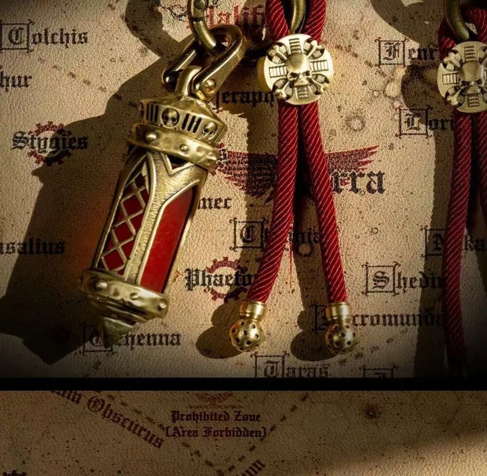 Warhammer 40K Подвеска