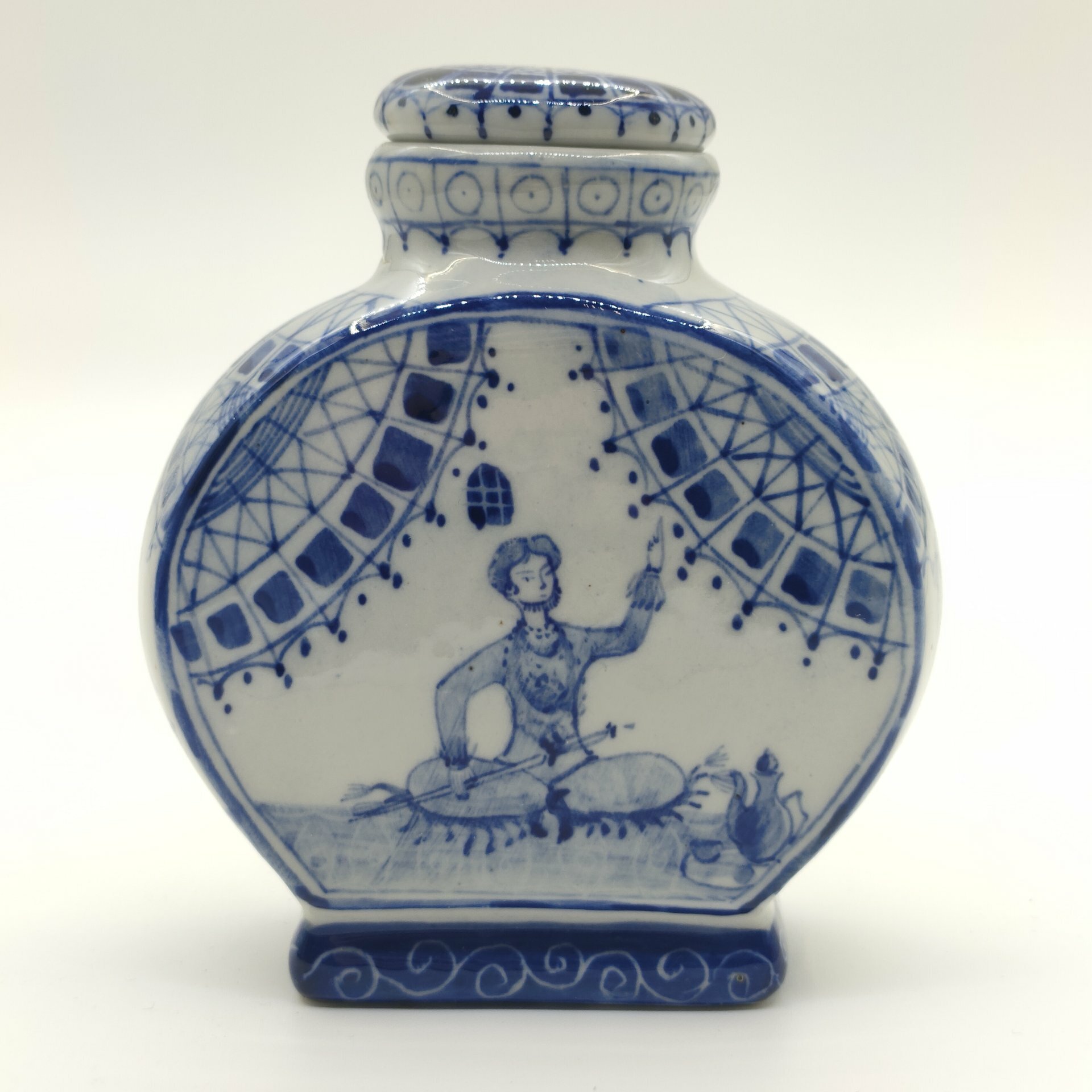 Чайница с изображением танцовщицы, фарфор, роспись, Азия, 1970-1990 гг.