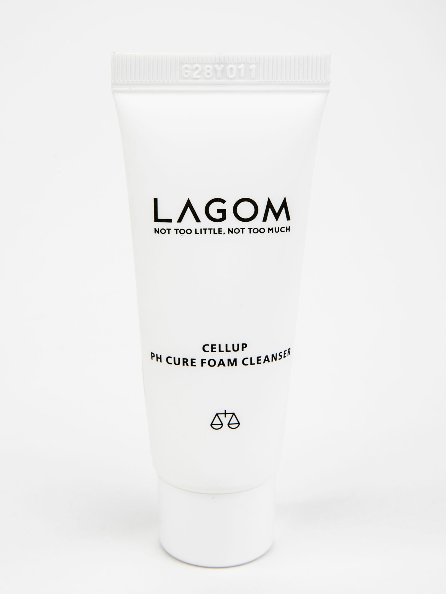 Увлажняющая слабокислотная пенка для умывания Lagom Cellup Ph Cure Foam Cleanser 20 мл