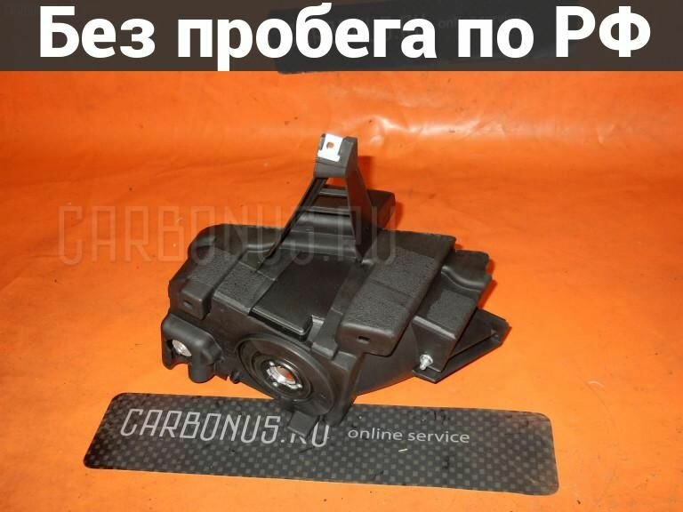 Противотуманная фара в бампер Право с пробегом Toyota Land Cruiser UZJ200W