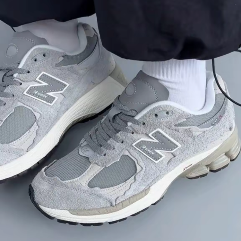 Кроссовки  New Balance 2002R, полнота F (EU)/ на среднюю стопу, размер EU42, серый — фото 1