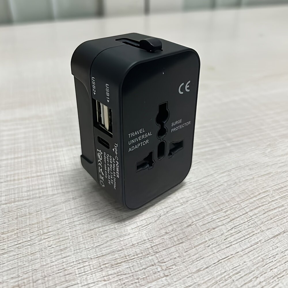 Универсальный дорожный адаптер питания с 2 USB и 1 Type-C 3.0A, глобальный международный преобразователь, сетевое зарядное устройство с вилкой для 150+ стран, цвет чёрный