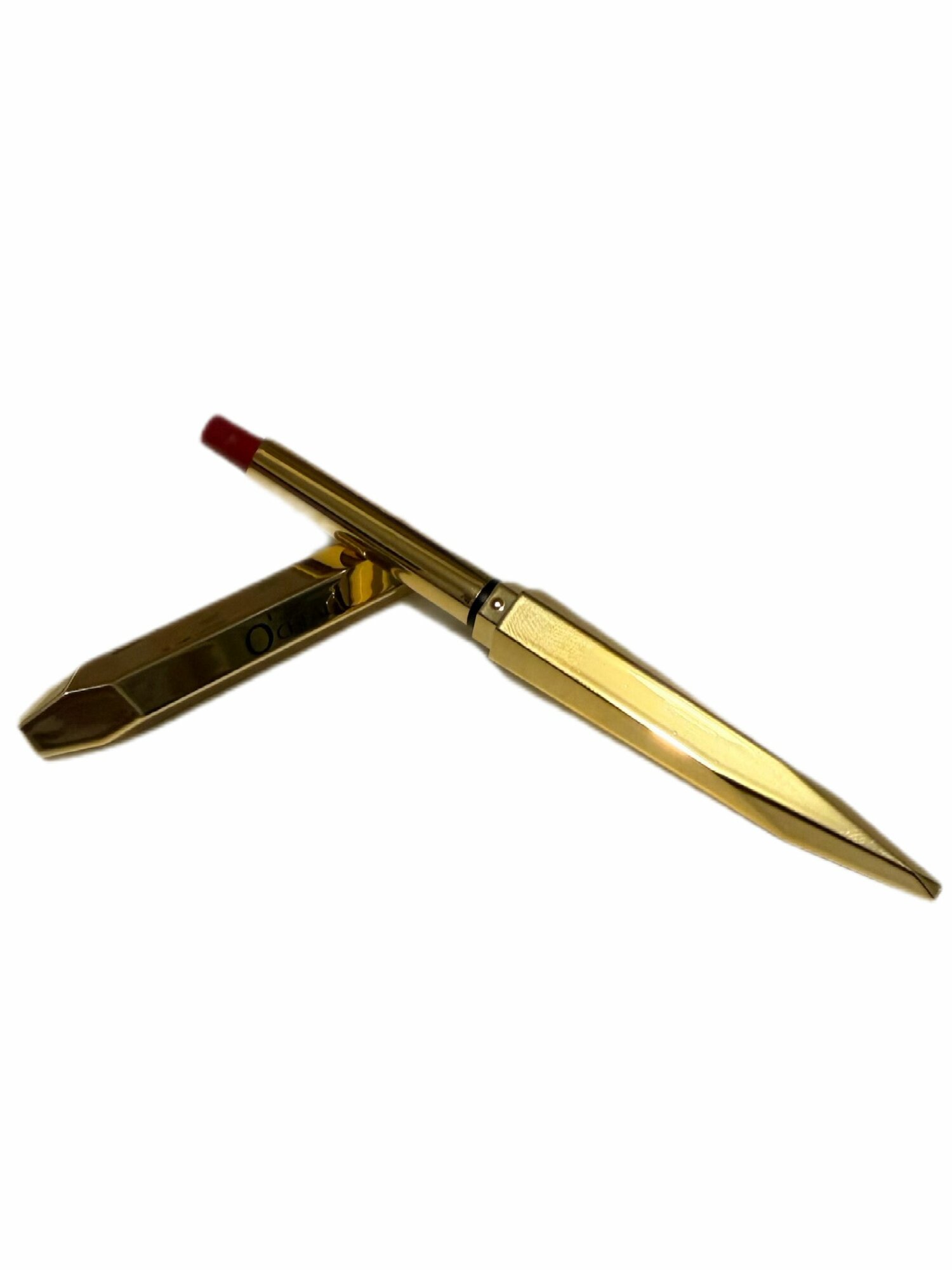 OCHEAL Бальзам для губ увлажняющий питательный в красном оттенке 707 RETRO RED, 1г
