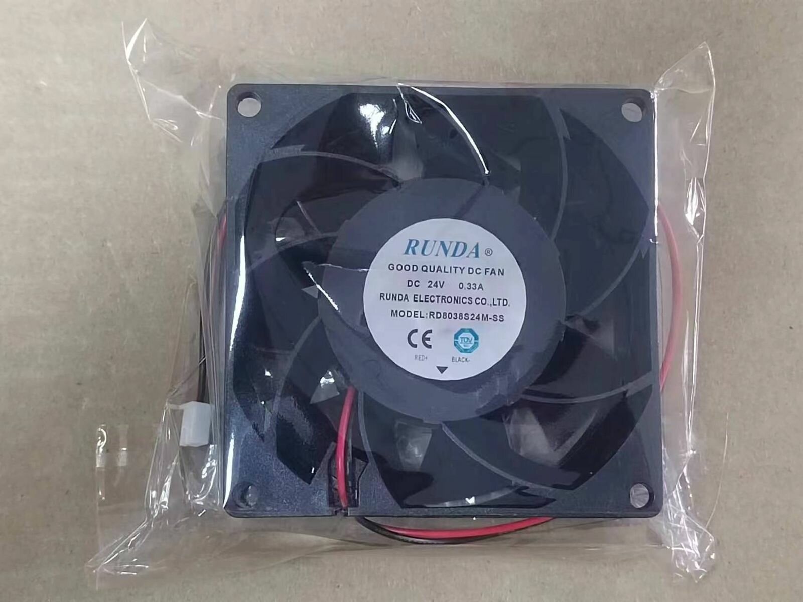 Вентилятор RUNDA RD8038S24M-SS DC24V 0.33A 8038 8 см 2 провода Вентилятор охлаждения