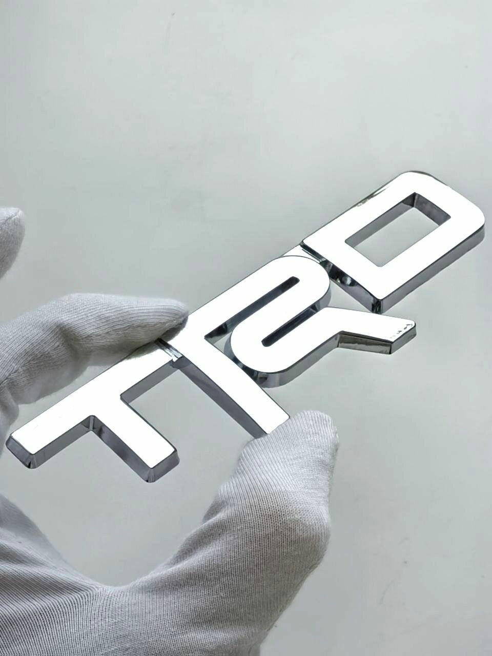 Надпись TRD 123*34 мм, шильдик Toyota, эмблема Тойота, значок на автомобиль
