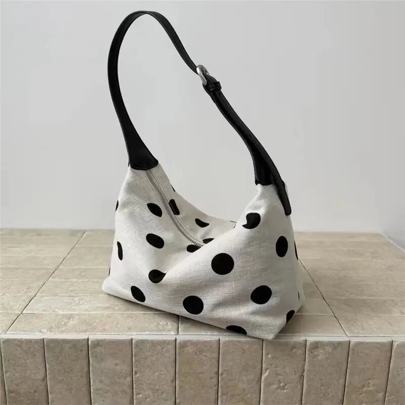 Сумка из льняного материала цвета хаки с рисунком в черный горошек.15*5*30cm