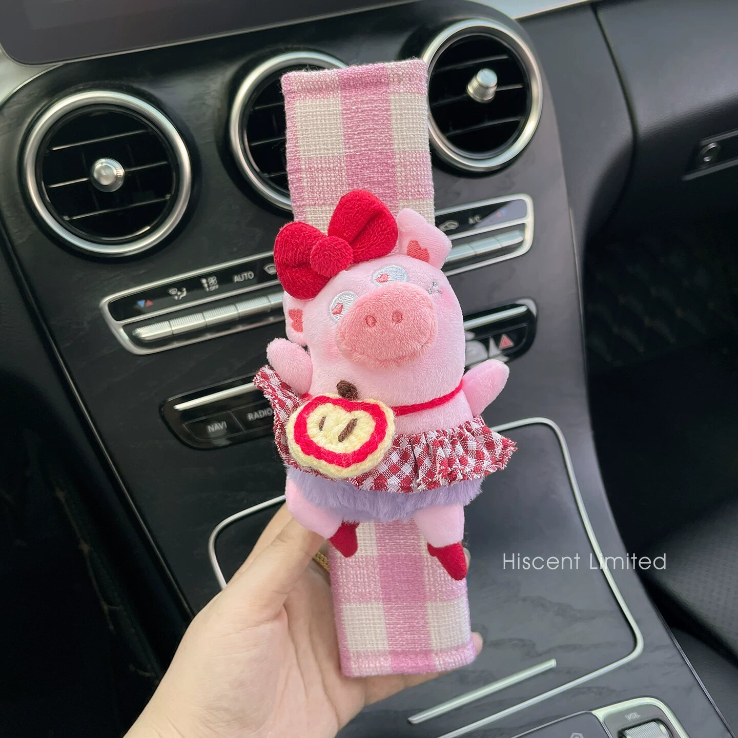 Яблочная узорная подушка Xiuxiu Pig для автомобильного ремня безопасности, защита от раздражения и дискомфорта
