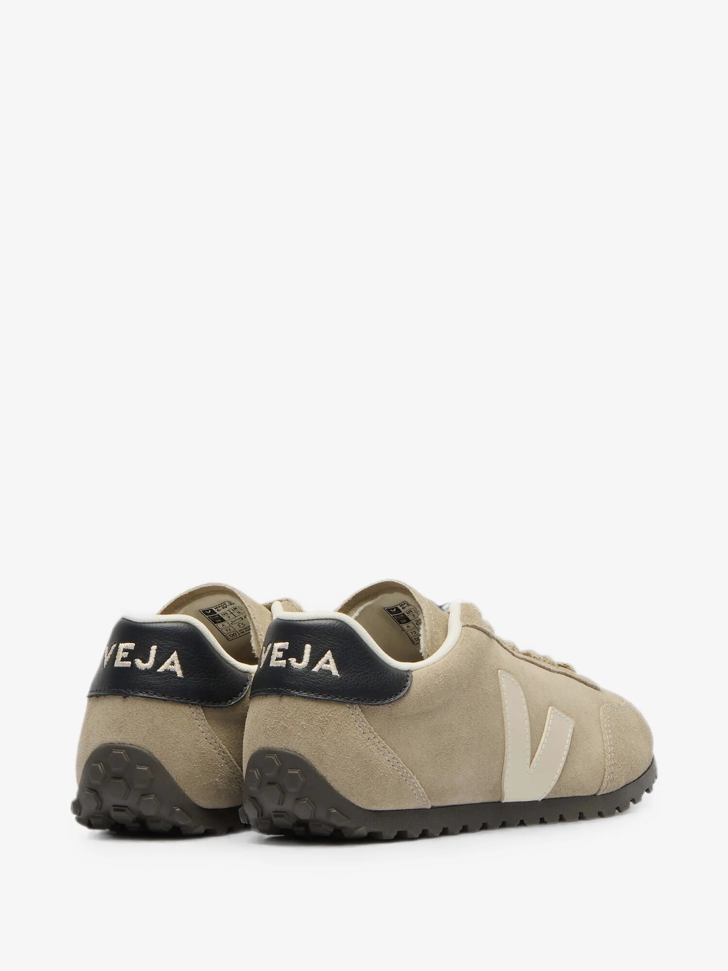 Кроссовки VEJA Logo-patch sneakers, размер 46 — фото 1