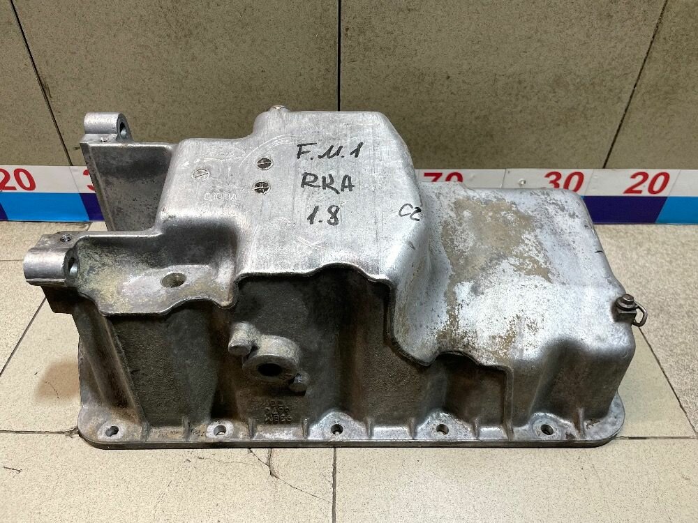 Поддон масляный двигателя Ford Mondeo I