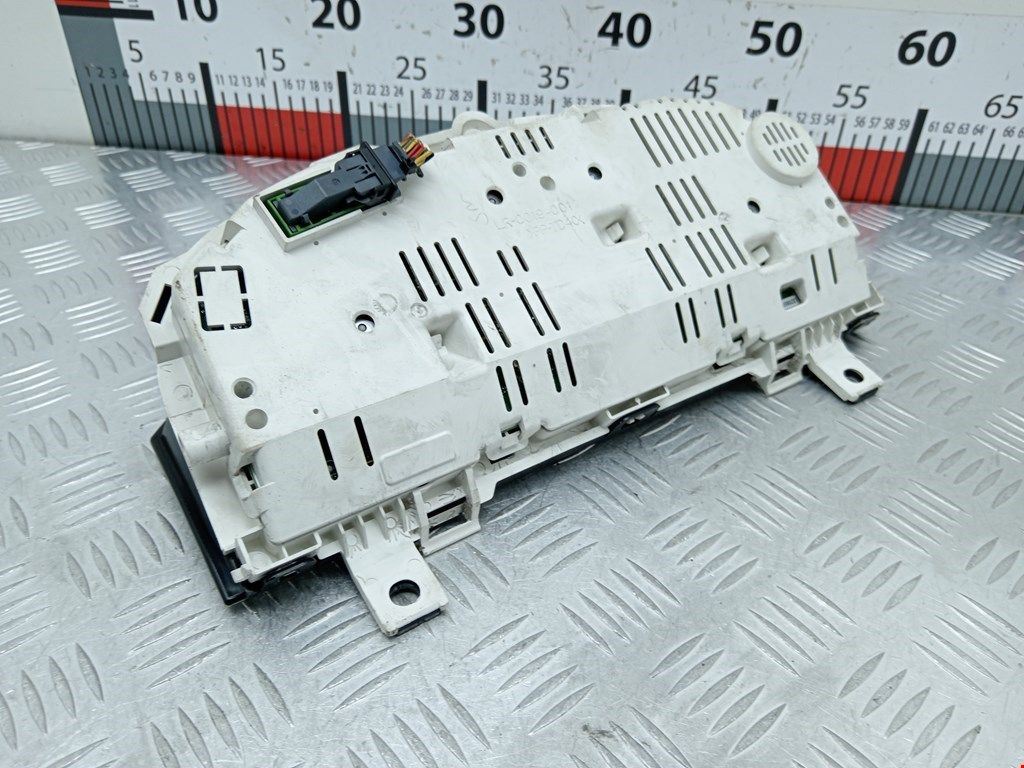 Панель приборная (щиток приборов) / 1771483 YAC500445 YAC500445PVJ для Land Rover Range_Rover_Sport 1 (с пробегом)