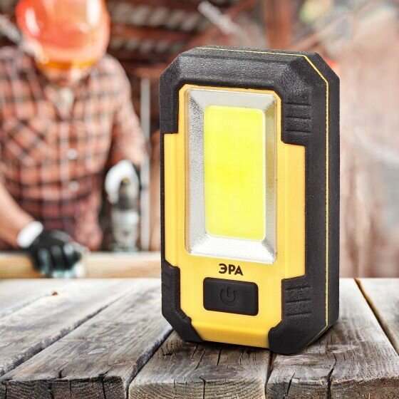 Светодиодный фонарь ЭРА RA-801 ручной