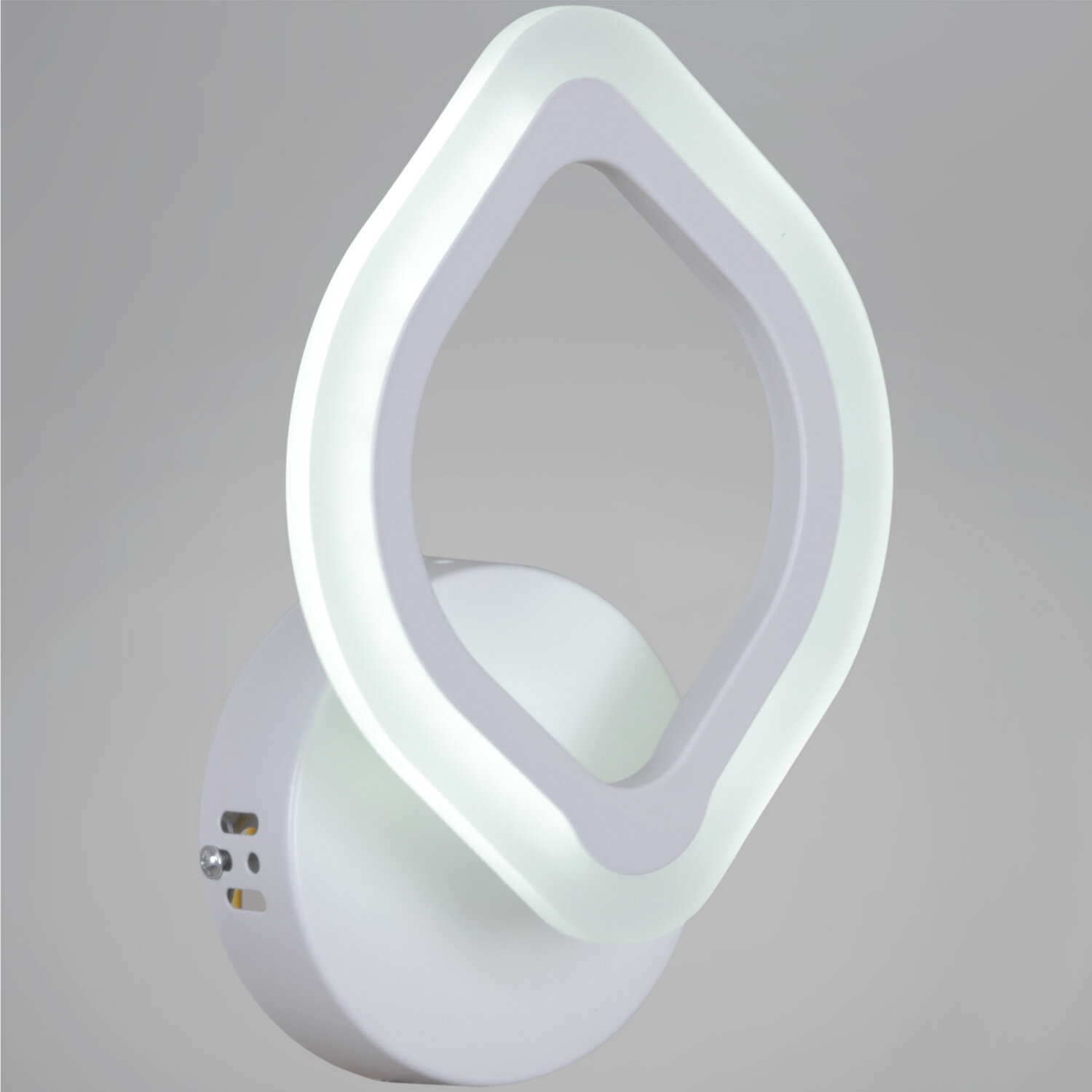 Светильник настенный, Бра в спальню 02301-0.2-01 WH