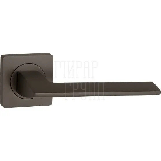 Дверная ручка Punto (Пунто) на квадратной розетке "BLADE" ZQ графит