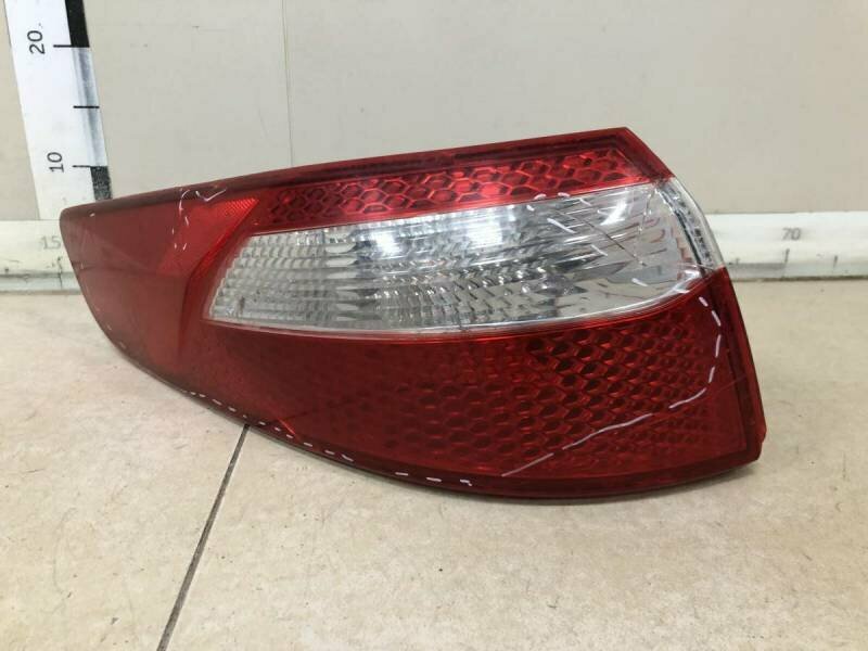 Фонарь задний наружный левый Kia Rio 3 UB 2011-2017 кат.номер: 924014X000