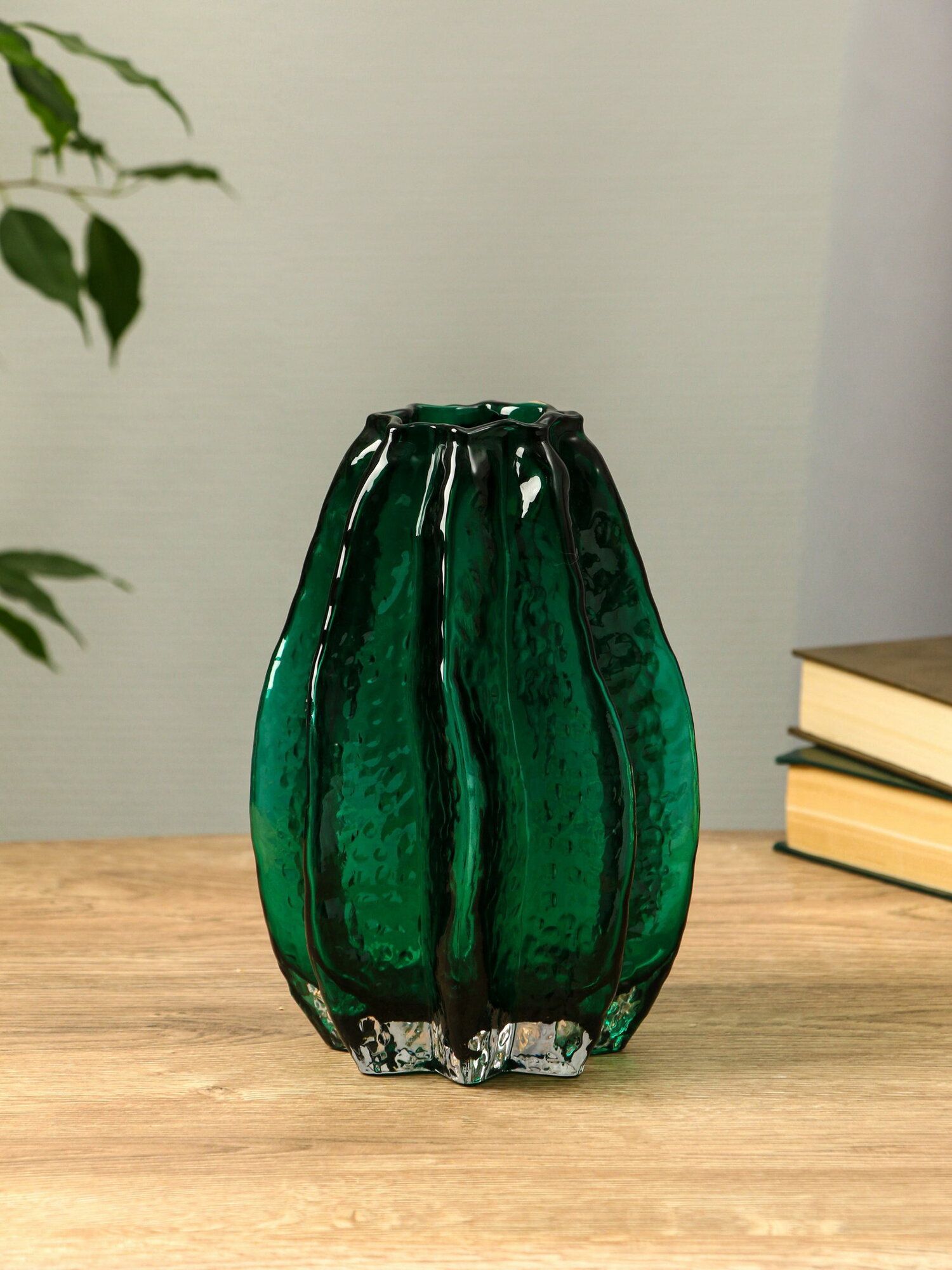 Ваза "Кэли", 21x12x6 см, стекло, зелёная, цвет: зелёный, вид вазы: настольная