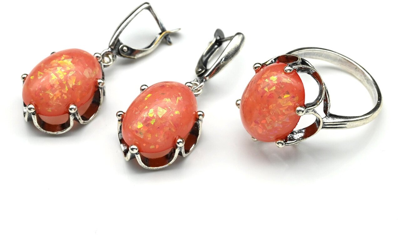 Комплект бижутерии: серьги, кольцо, опал