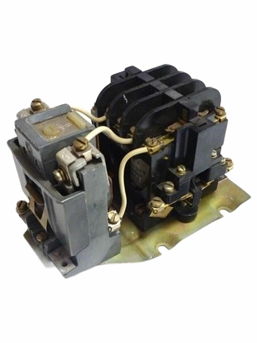 Пускатель ПМЕ-112 10А 220В с реле ТРН10