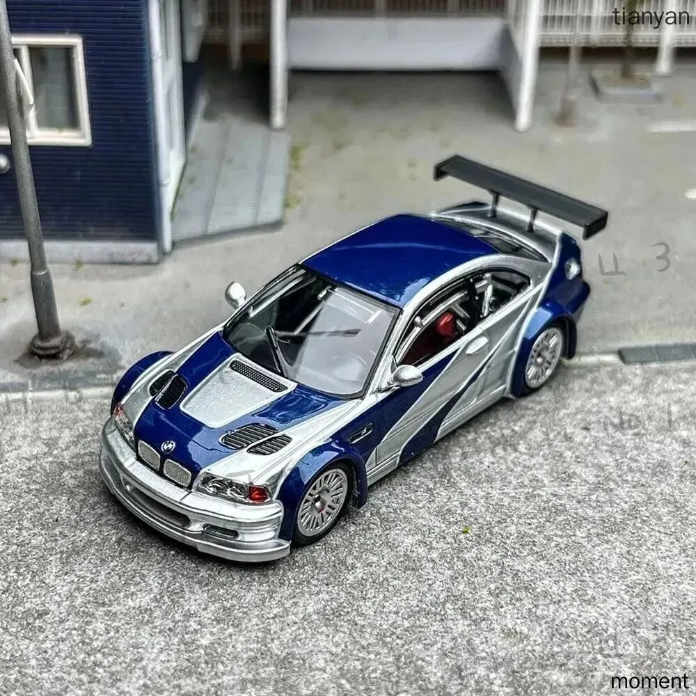 Машинка BMW M3 GTR E46 из Need for Speed: Most Wanted (2005) в масштабе 1:43, коллекционная модель — фото 1